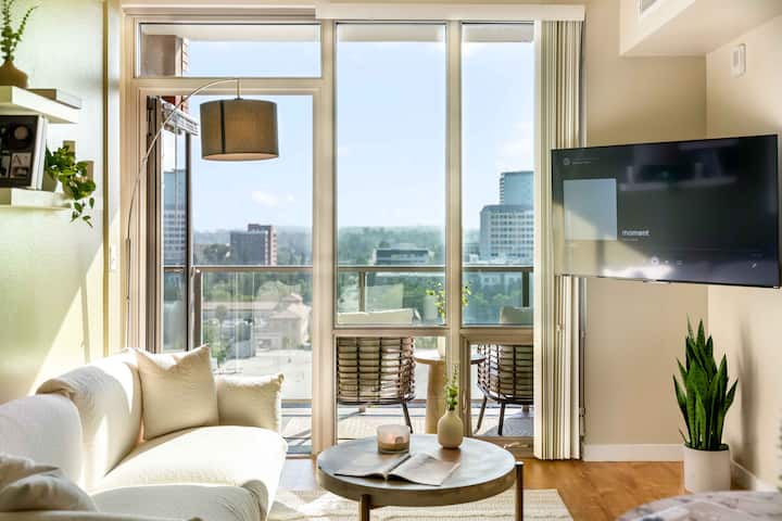 The Sofia - Luxury 1br - King Bed, Gym, Pool - San Jose, CA