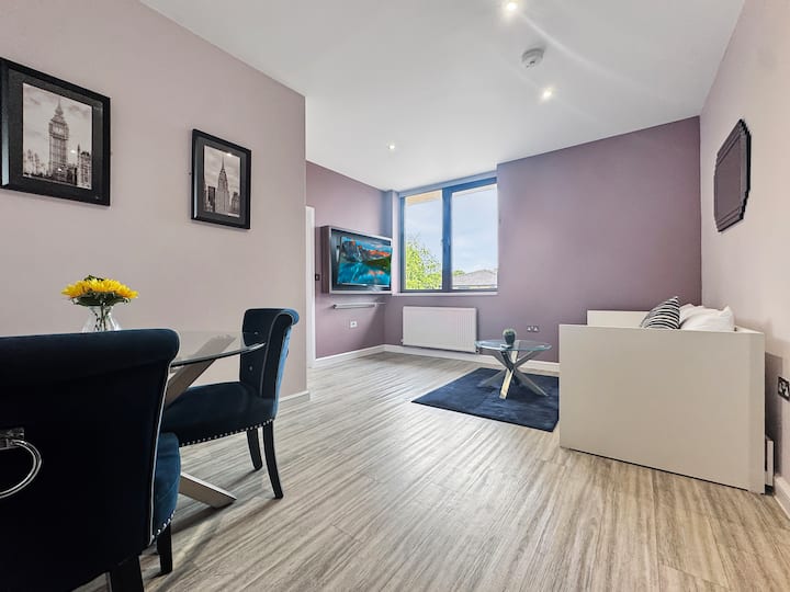#14 Beautiful Apartment @Cmk Walkable To Station - Milton Keynes