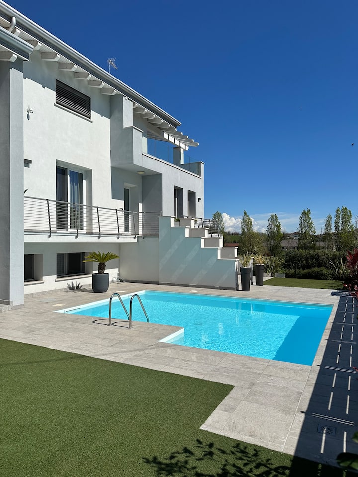 B&b Alma Garda Lake:appartamento Con Terrazzo - Peschiera del Garda