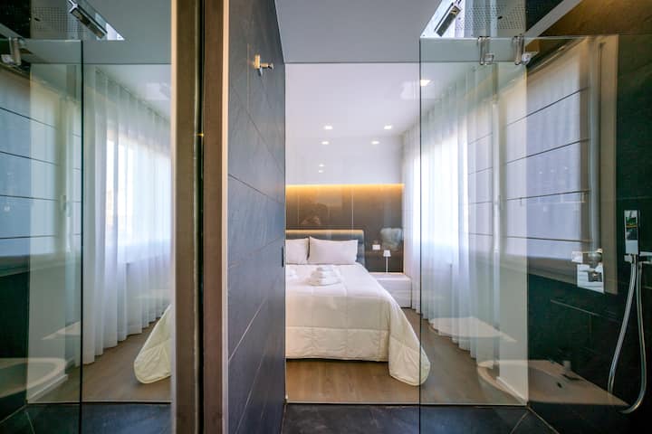 Rosa 37 - Modern & Elegamnt 2br Apt - Near Venice - Venice
