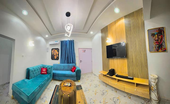 2br Serviced Apt | 24/7 Power | Gra Benin City - ベニン・シティ