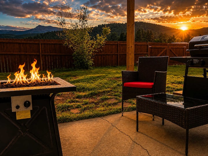 Woodland Park Home W/ Direct Views Of Pikes Peak! - Green Mountain Falls, CO