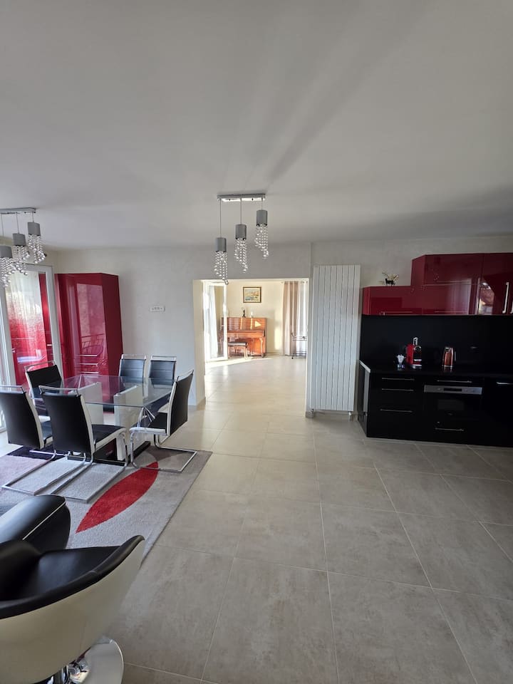 Maison T4 Avec Piscine Chauffée Et Parking Privé - Saint-Péray