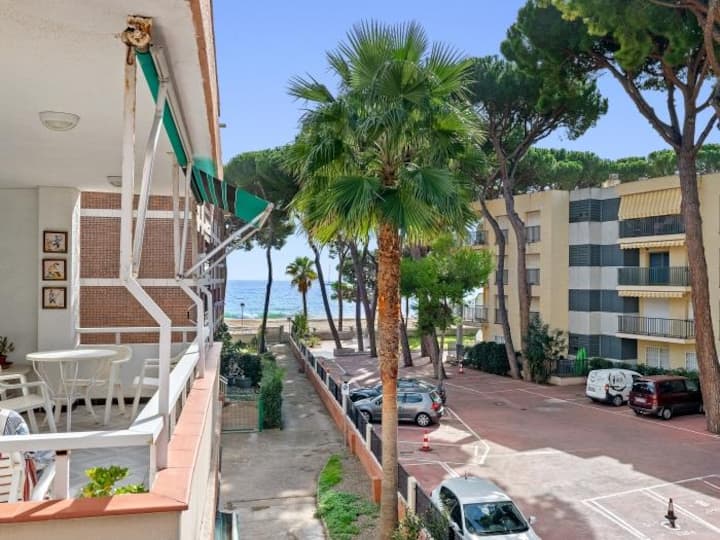 Piso A 50 M De La Playa Con Parking Privado - Vilafortuny