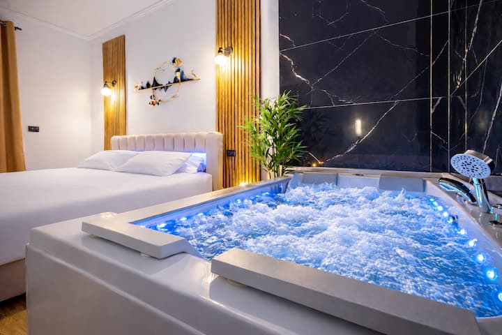 Suite Premium Avec Jacuzzi Et Design ÉLégant - トリノ