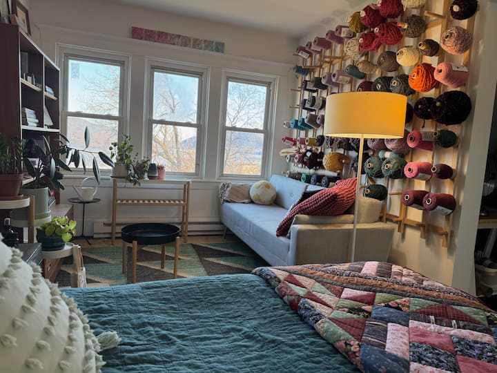 Artist's Loft With Hudson River Views - Beacon, NY