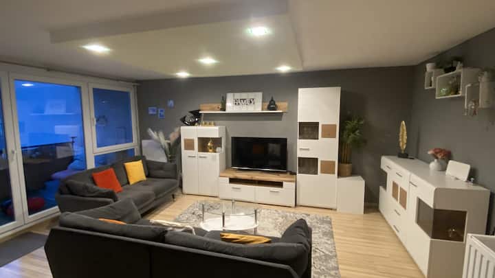 Modern Apartment In City Center - Böblingen