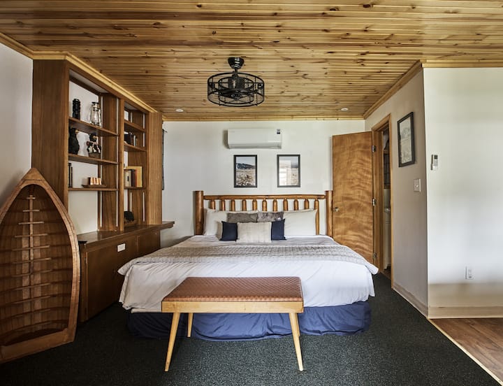 King Studio Style Accommodations - Estes Park, CO