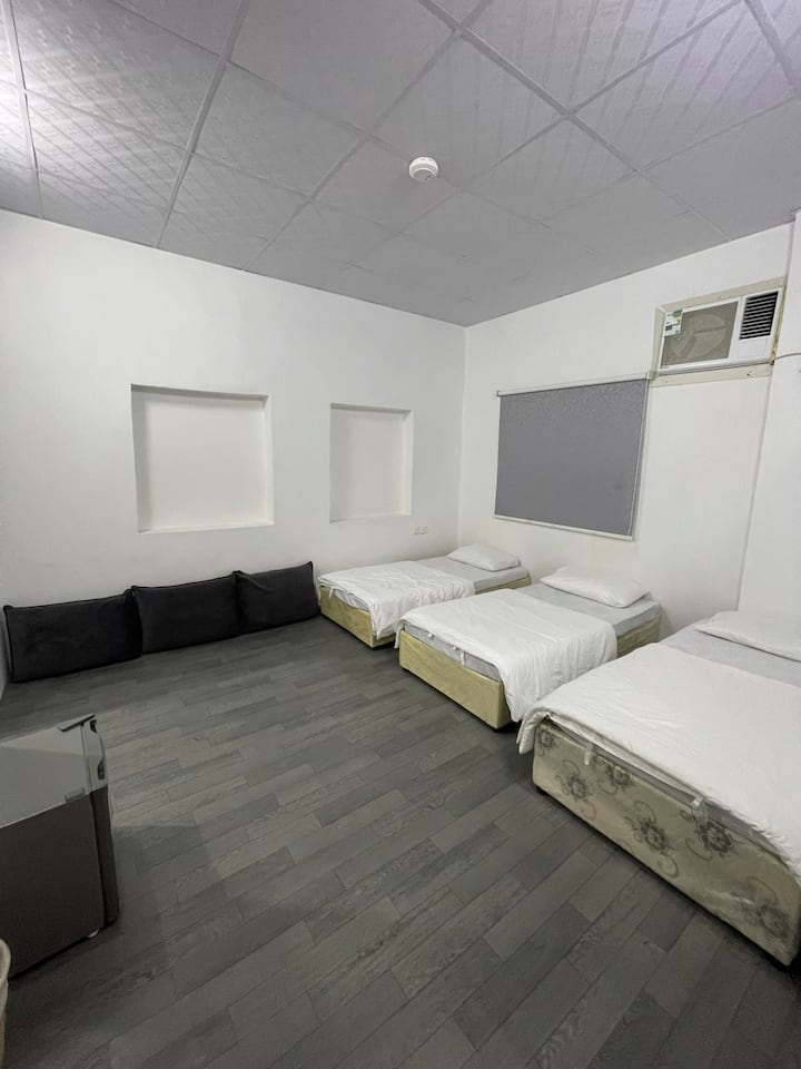 غرفة مع حمام الطابق الارضي ( Room 1 ) - Mecca (Saudi Arabia)