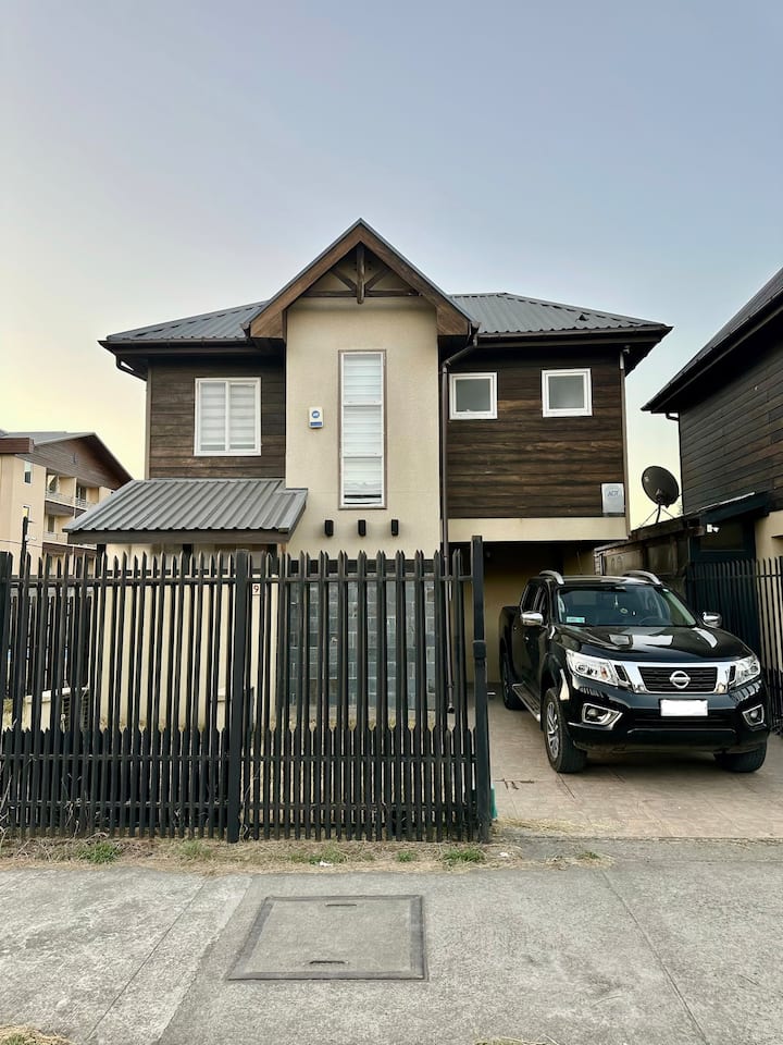 ¡Casa Familiar Cerca Del Centro De Pucón! - Pucon