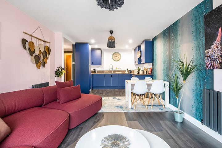 Stylish Flat Next2 Wimbledon With A Parking - London