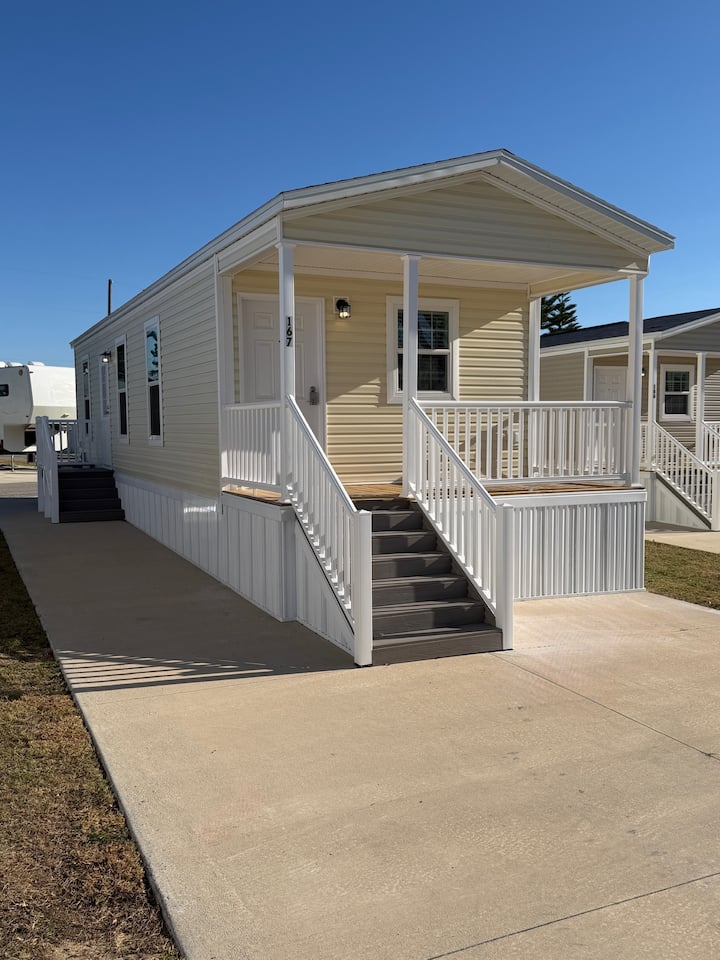 Premium Rental 1 Bedroom - Lake Eva, FL