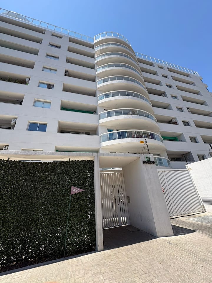 Acogedor Departamento 1 Ambiente, Apto 3 Huéspedes - San Justo, BA, Argentina