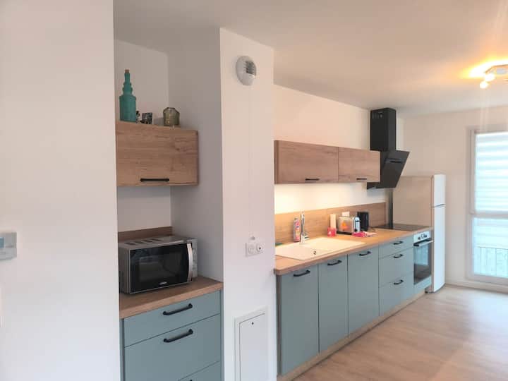 Appartement Spacieux-2 Chambres-parking-balcon - Valenciennes