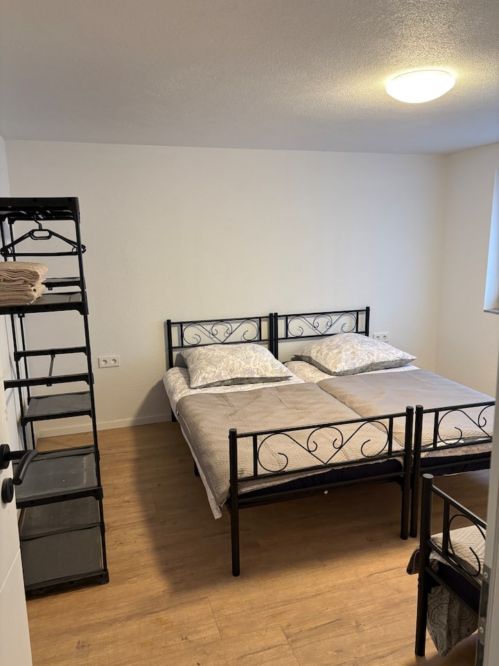 Moderne Unterkunft Für Bis Zu 5 Personen -5 Betten - Brackenheim