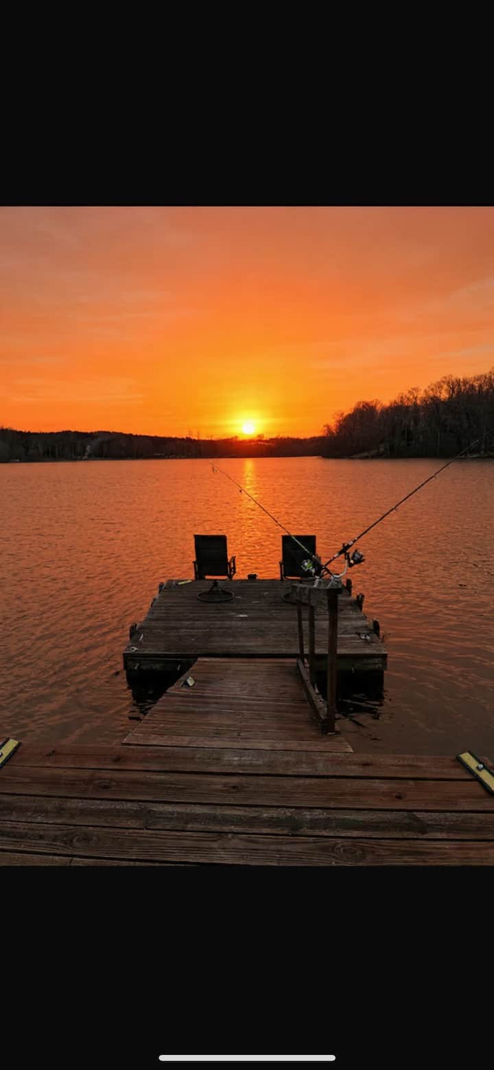 -Serenity Lakeside Retreat- - Belmont, NC