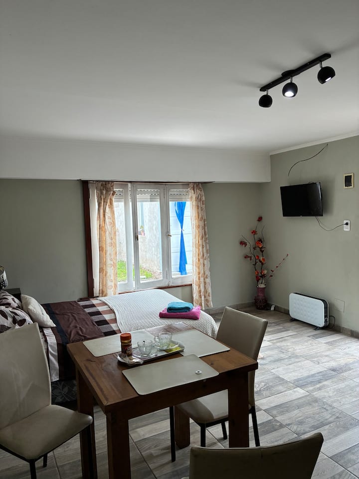 Departamento Ideal Para Una Estadía Cómoda - Tres Arroyos