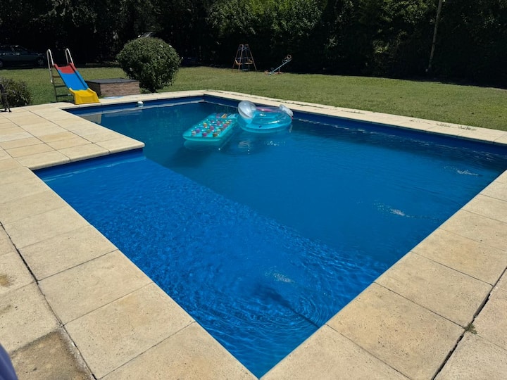 Hermosa Quinta Familiar En Parque Gaona - Bella Vista