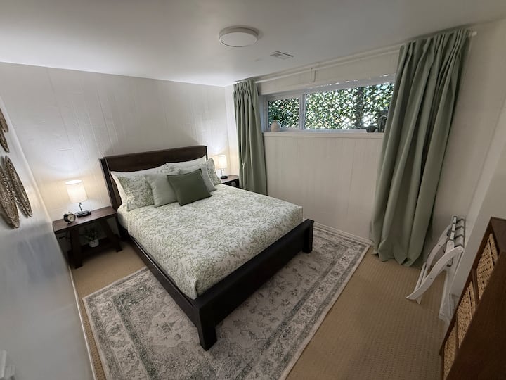 Barrel N Blue - Cozy Suite Near Downtown & Lake - Kelowna