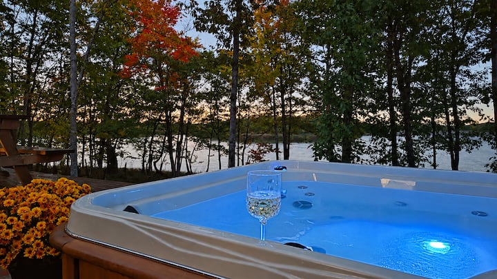 Retraite Au Bord De L'eau Avec Jacuzzi/poêle à Bois - Nouveau-Brunswick