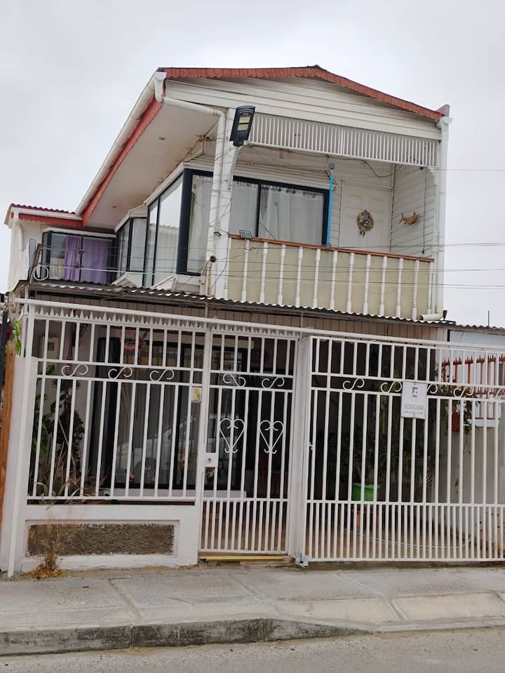 Se Arrienda Amplia Casa Por Día O Año Corrido. - Caldera