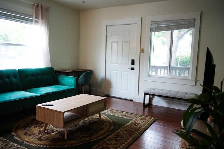 Beautiful Home In Oakland Near Lake Merritt - Alameda, CA
