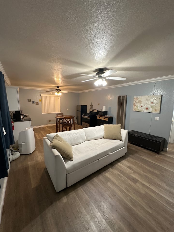 The Apartment - Oxnard, CA