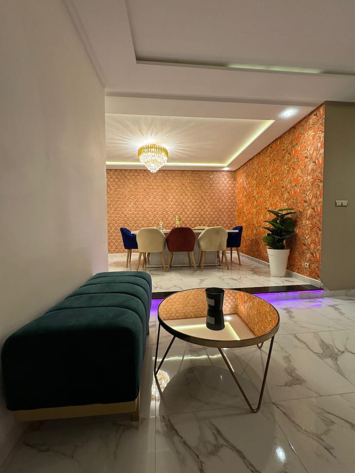 Luxueux Apart Neuf 2ch. Avec Terrasse–plein Centre - Taza