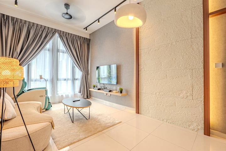 Premium Japandi Suite With Massage Chair @ Ksl - Yishun