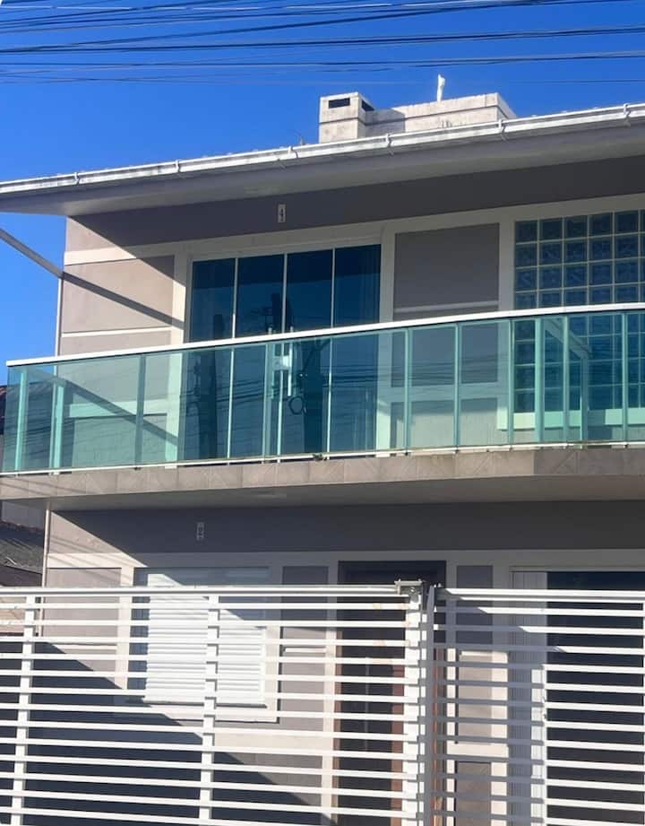 Ap No Centro De Garopaba, A Poucos Metros Da Praia - Garopaba