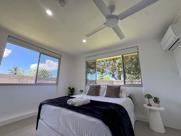 Newly Renovated | Minutes To The Cbd - Cairns