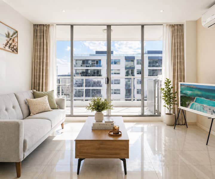 Sunlit Apartment Near City With Free Parking - Surry Hills