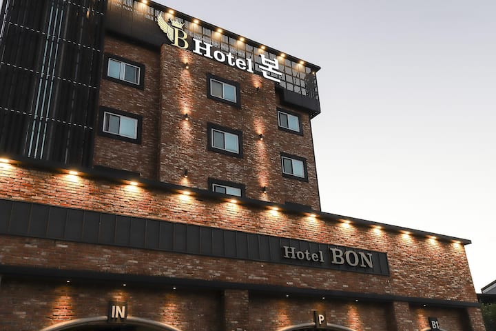 계룡 본호텔(트윈룸-램덤배정) - Daejeon