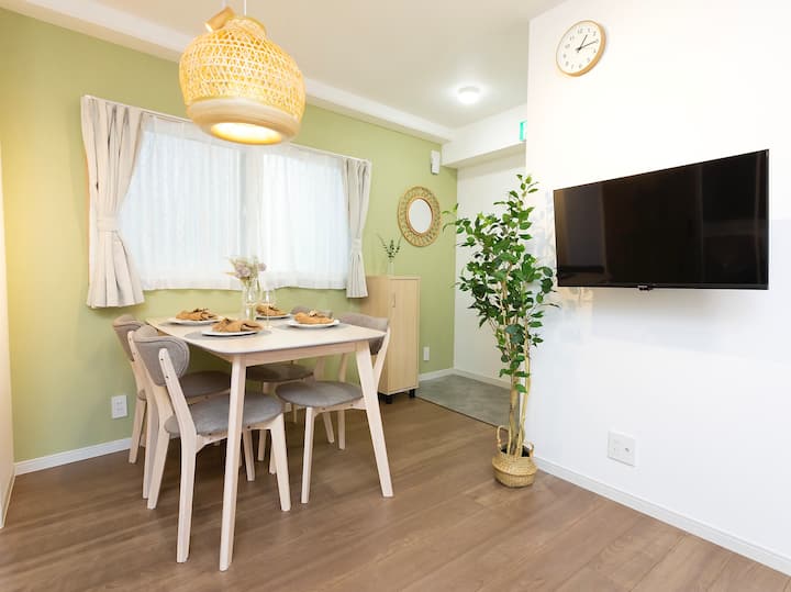 駅から徒歩4分・新宿まで電車で5分！/1階貸切/春は桜並木が目の前/コンビニまで30秒で便利！ - Tokyo