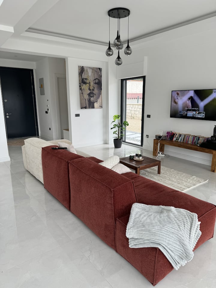 Villa In Cesme. Luxuriöses Ferienhaus Mit Pool. - Çeşme