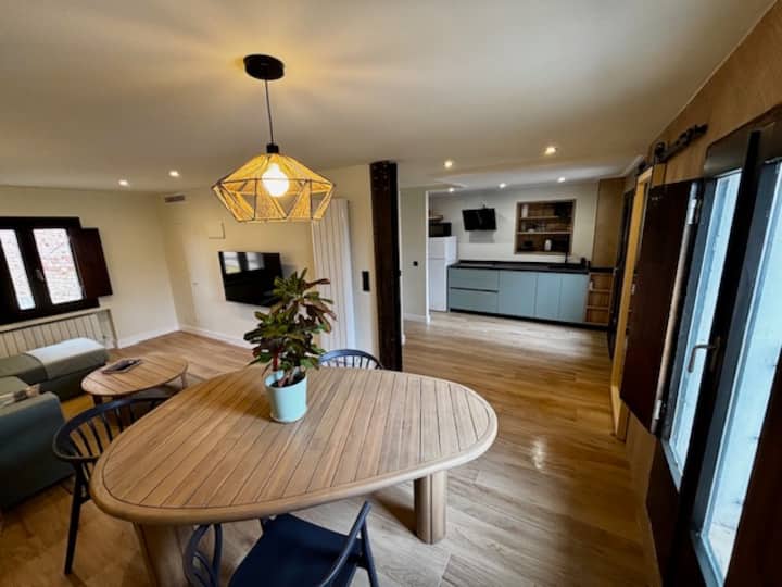 La Casita De La Roca 2, Recién Reformado, Luminoso - Cuenca