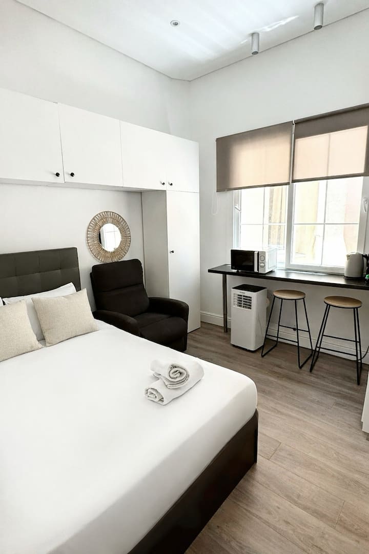 Grand Central House - Classic Studio - Gibraltar