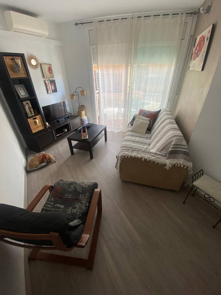 Charmant Appartement Centre Ville 200m De La Plage - Roses