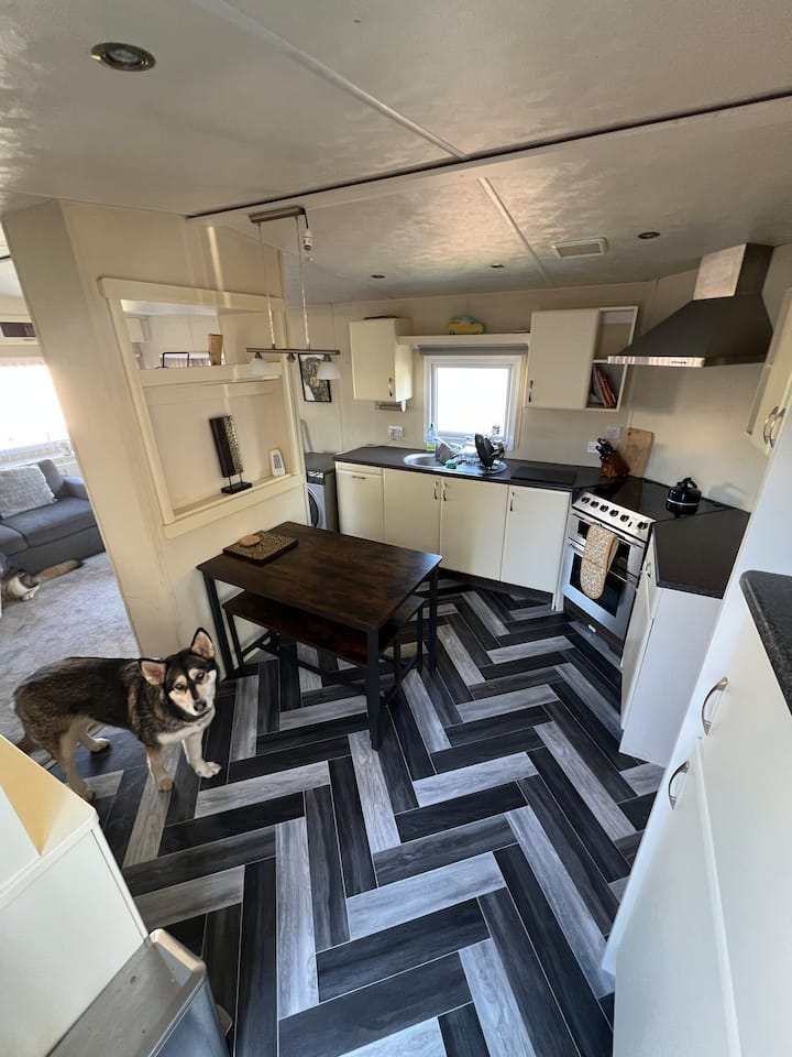 2 Bedroom Caravan In Lochlands - Forfar