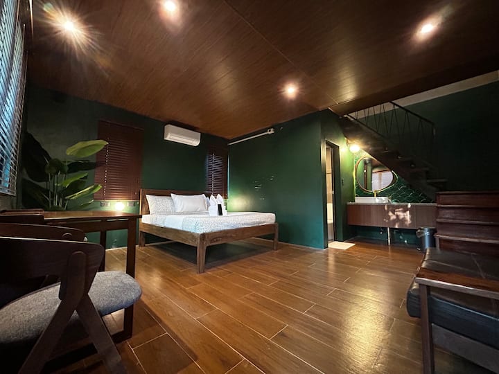 Aran’s Two-storey Villa - Narvacan