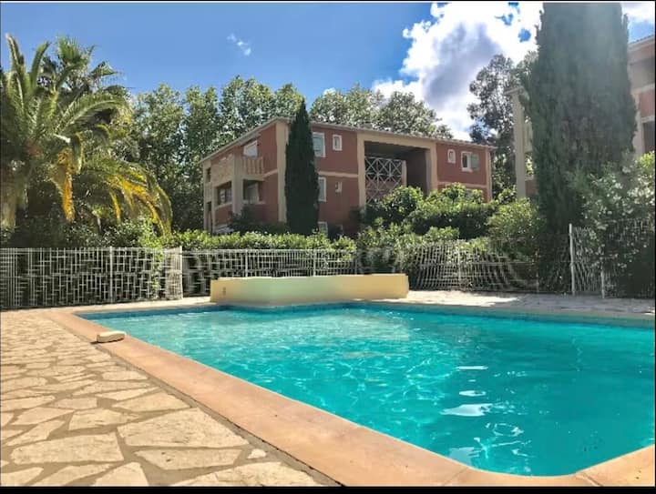 Appartement T2 Dans Une Résidence En Bord De Mer - La Seyne-sur-Mer