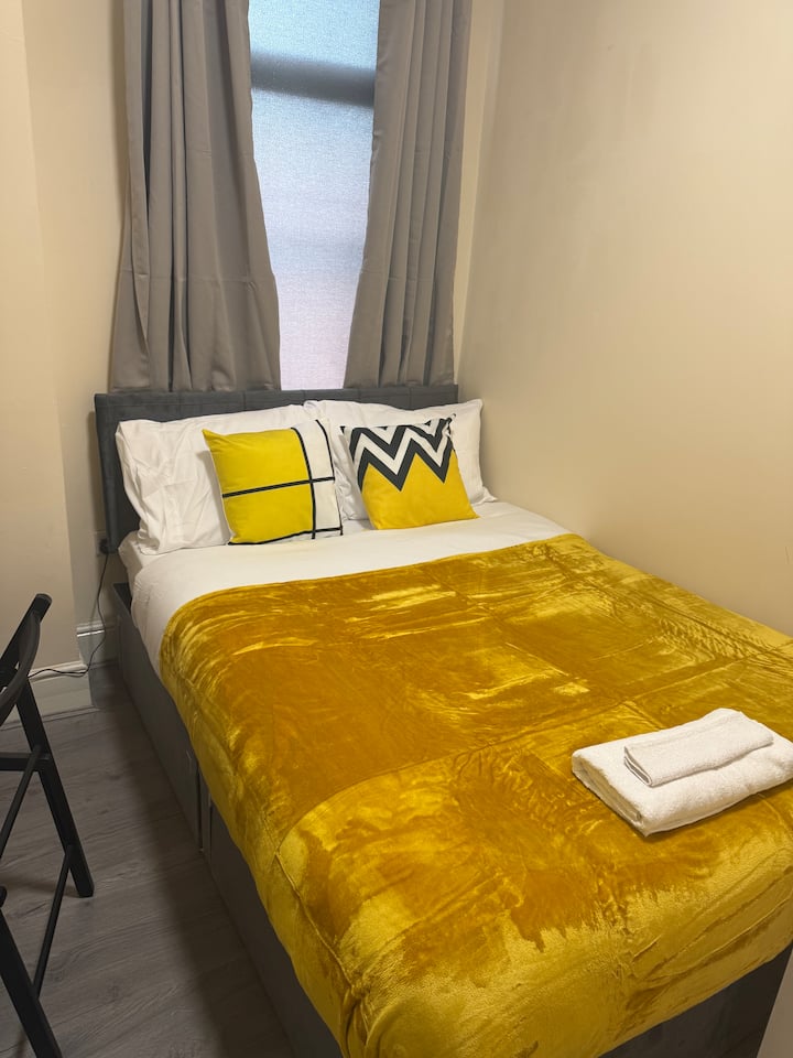 Modern 5-bed All En-suite Home - Hartlepool