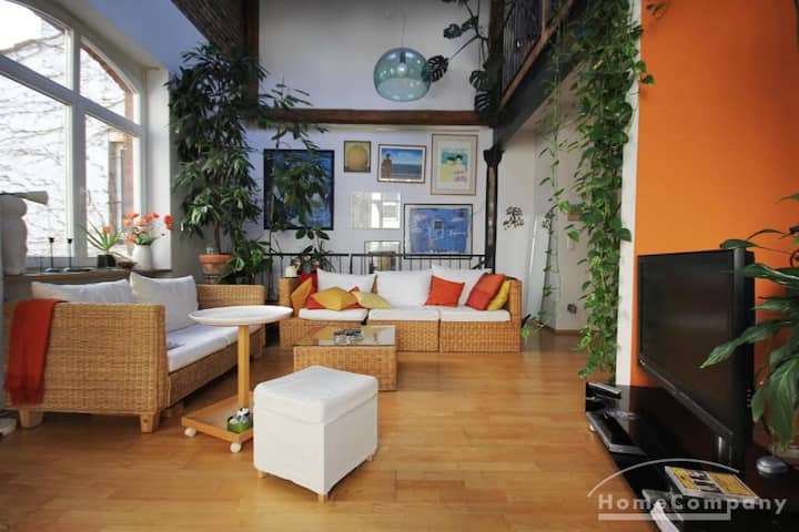 Ober- Und Dachgeschoss In  Idyllischem Hinterhaus - Frankfurt