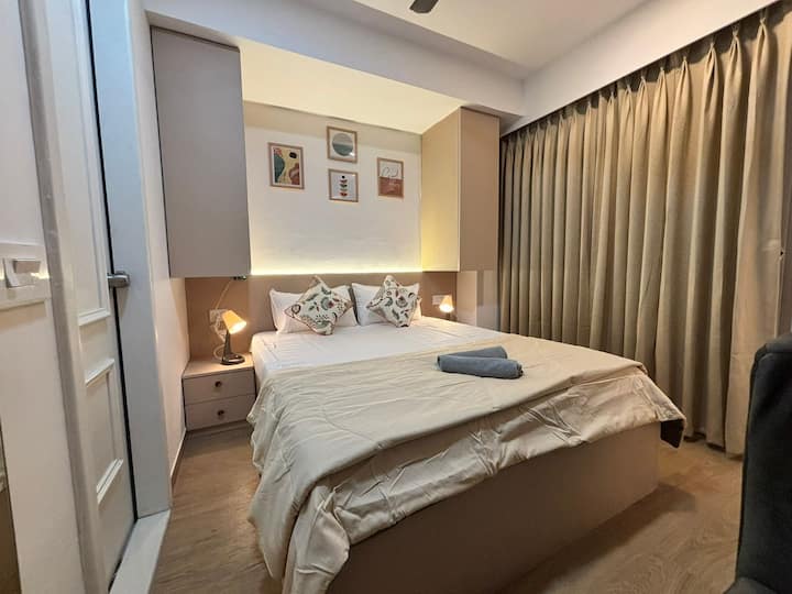 Ivory Stays|serene|luxe Studio Near Airport|bl - Pune