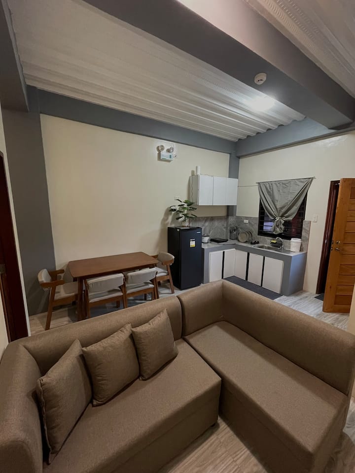 Cozy Relaxing Home Apartment In Laoag - San Nicolas