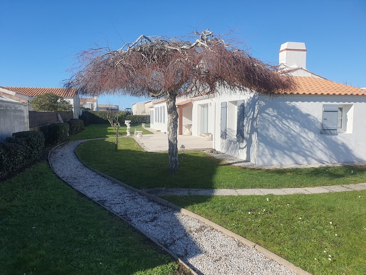 Maison Entière 6 Pers/8pers Au Calme - Barbâtre