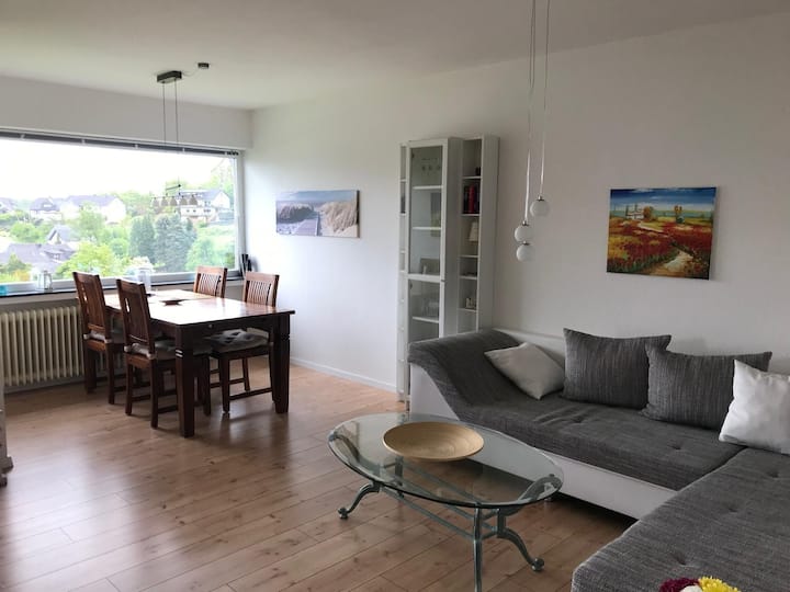 Liebevoll Eingerichtete Ferienwohnung In Der Eifel - Heimbach