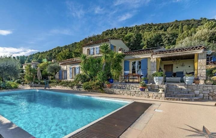 Azalea Cottage 
Provence Tranquility, Sea & Lake - Montauroux
