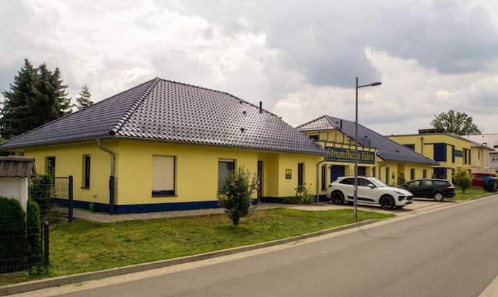 Ferienhaus Strandhaus "Sonnenseite Links" - Senftenberg