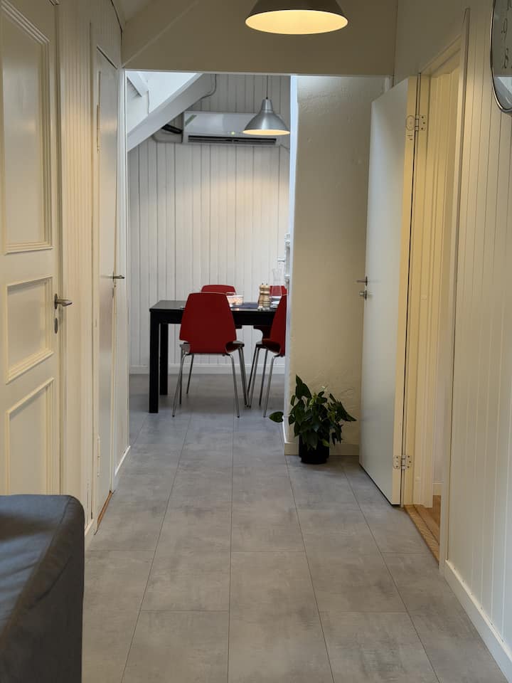 Bo Sentralt, Men Rolig I ÅLesund Sentrum! - Alesund